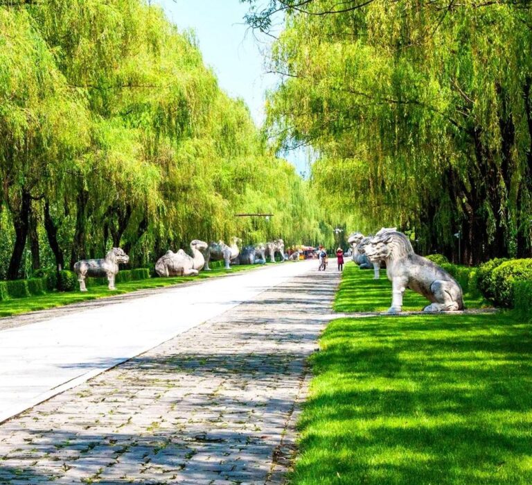 Ming Tombs Beijing: Tickets, Tours, Map & Transport